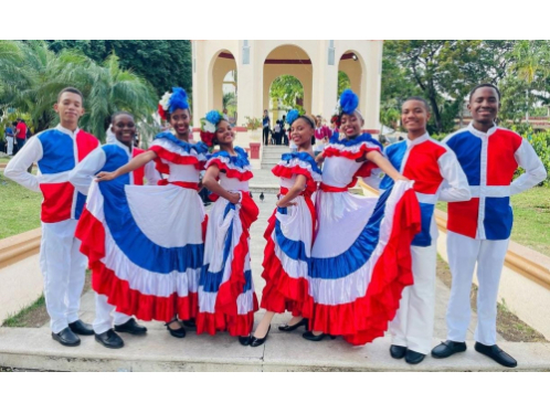 Mamá Tingó: Un vibrante tributo al folklore dominicano